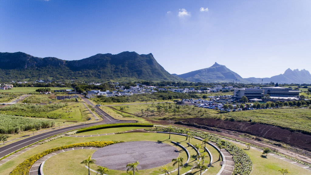 [PODCAST] 8 Essential Things to Know about Mauritius | Live in Mauritius